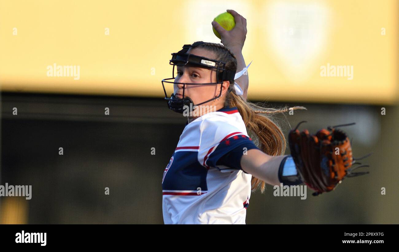 University of Illinois - Chicago's Christina Toniolo (14) fires at ...