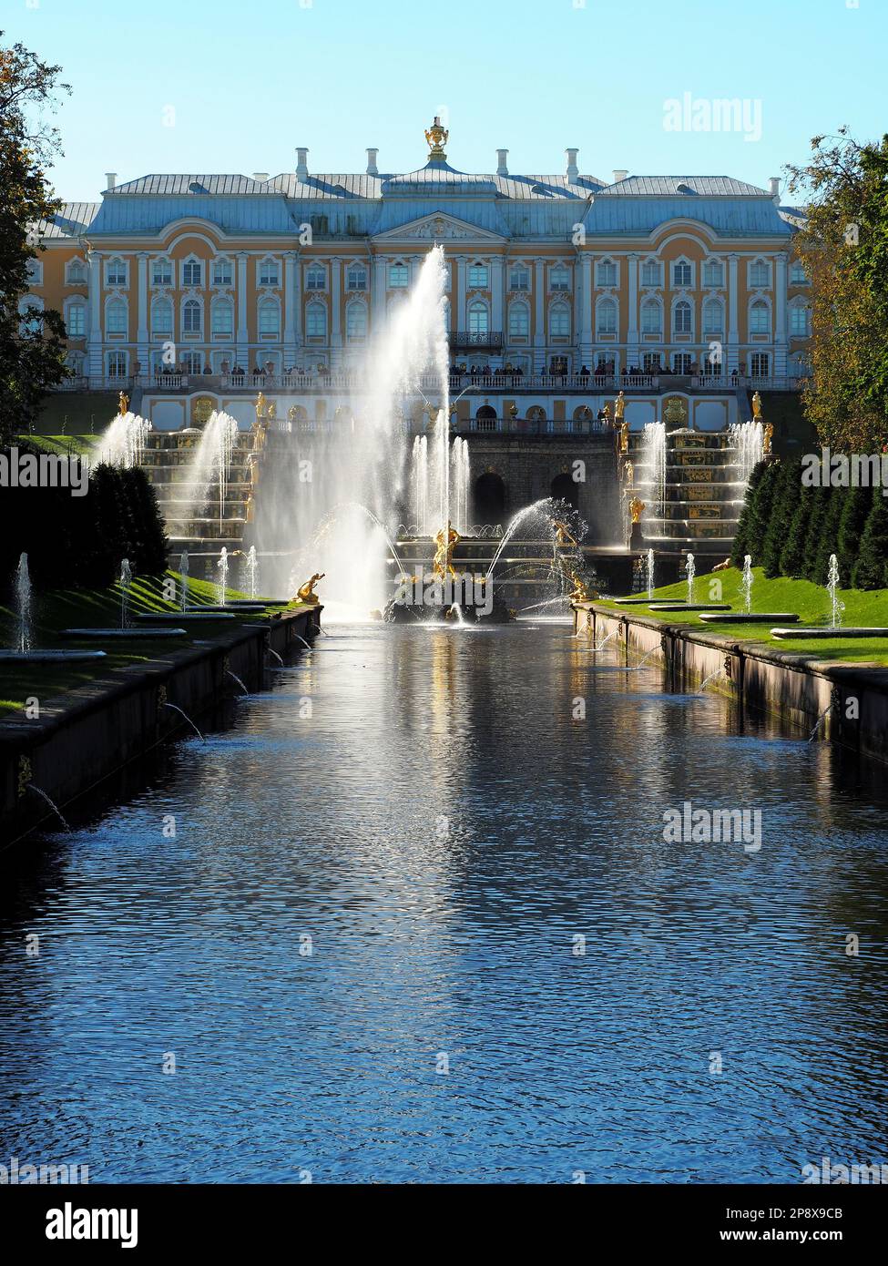 Samson Fountain, Grand Cascade, Peterhof, Petrodvorets, St. Petersburg ...