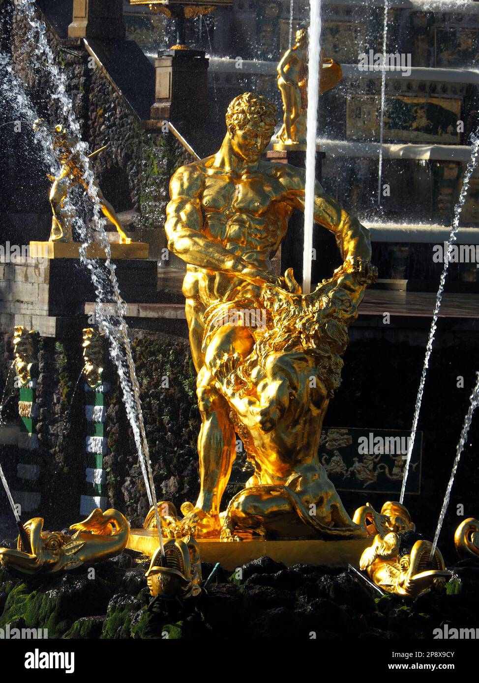 Samson Fountain, Grand Cascade, Peterhof, Petrodvorets, St. Petersburg ...