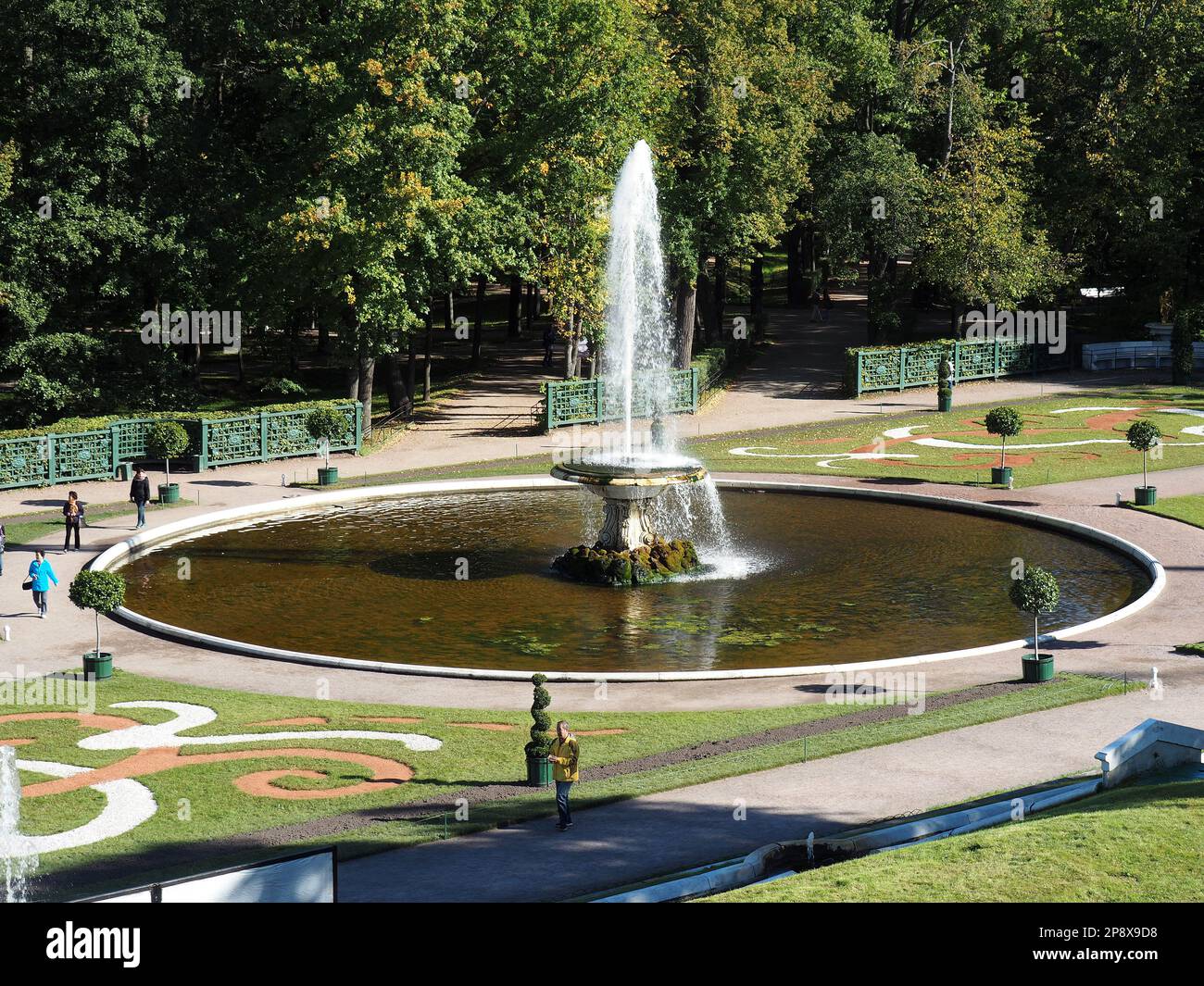 Italian fountain, Peterhof Palace, Peterhof, Petrodvorets, St ...