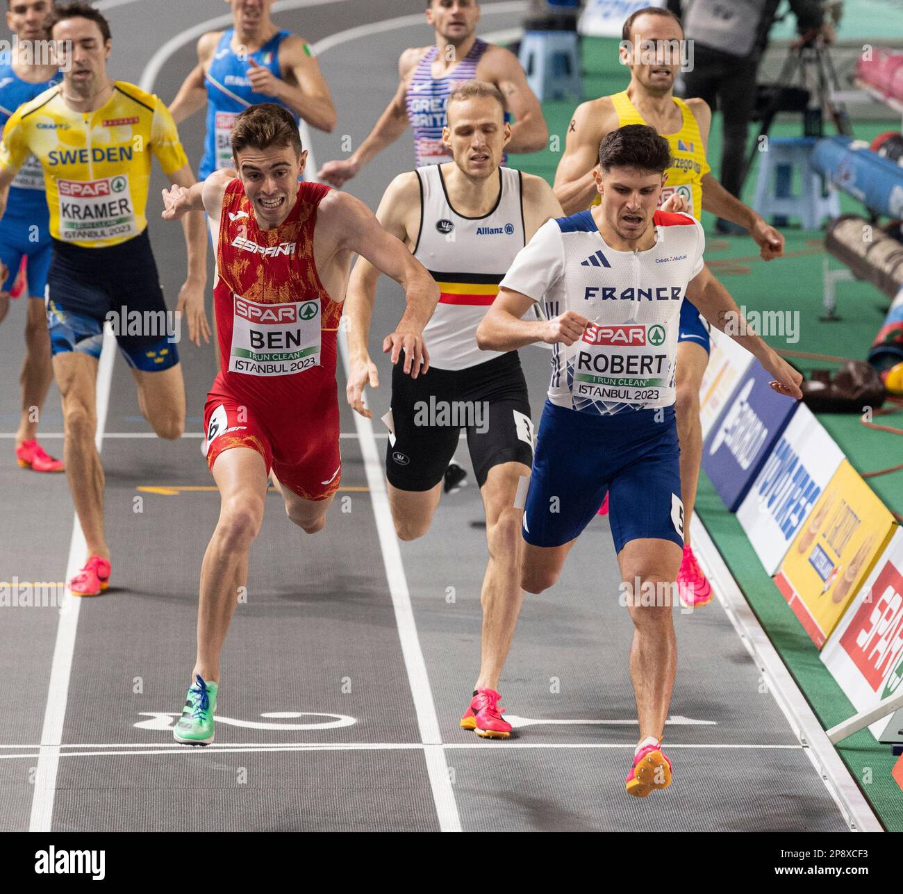Adrián Ben of Spain and Benjamin Robert of France competing in the men ...