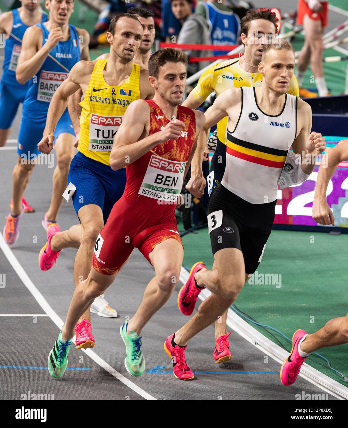 Adrián Ben of Spain and Eliott Crestan of Belgium competing in the men ...