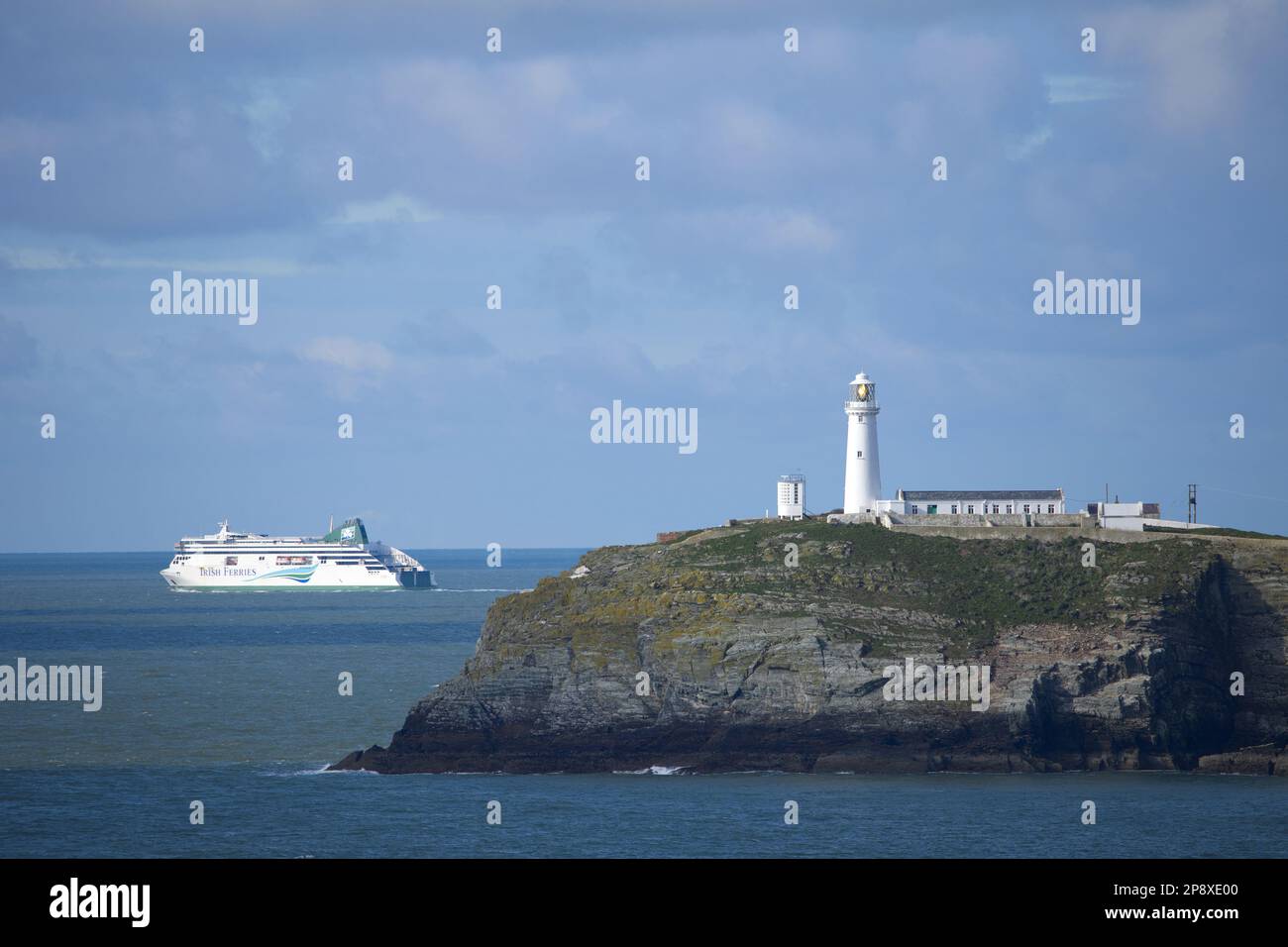 Images from the Wales Coast Path, South Stack lighthouse, Holyhead ...