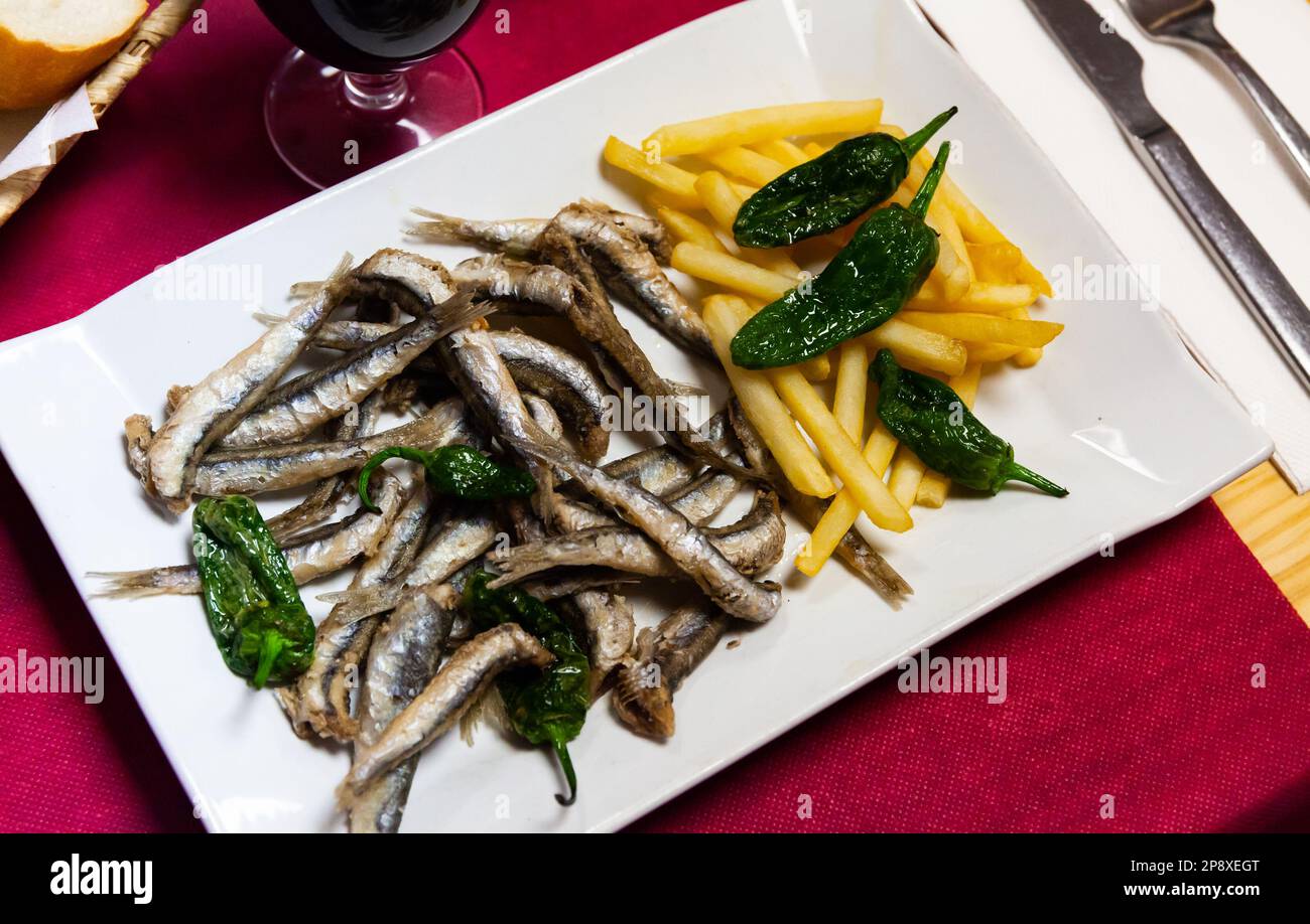 Grill anchovies hi-res stock photography and images - Alamy