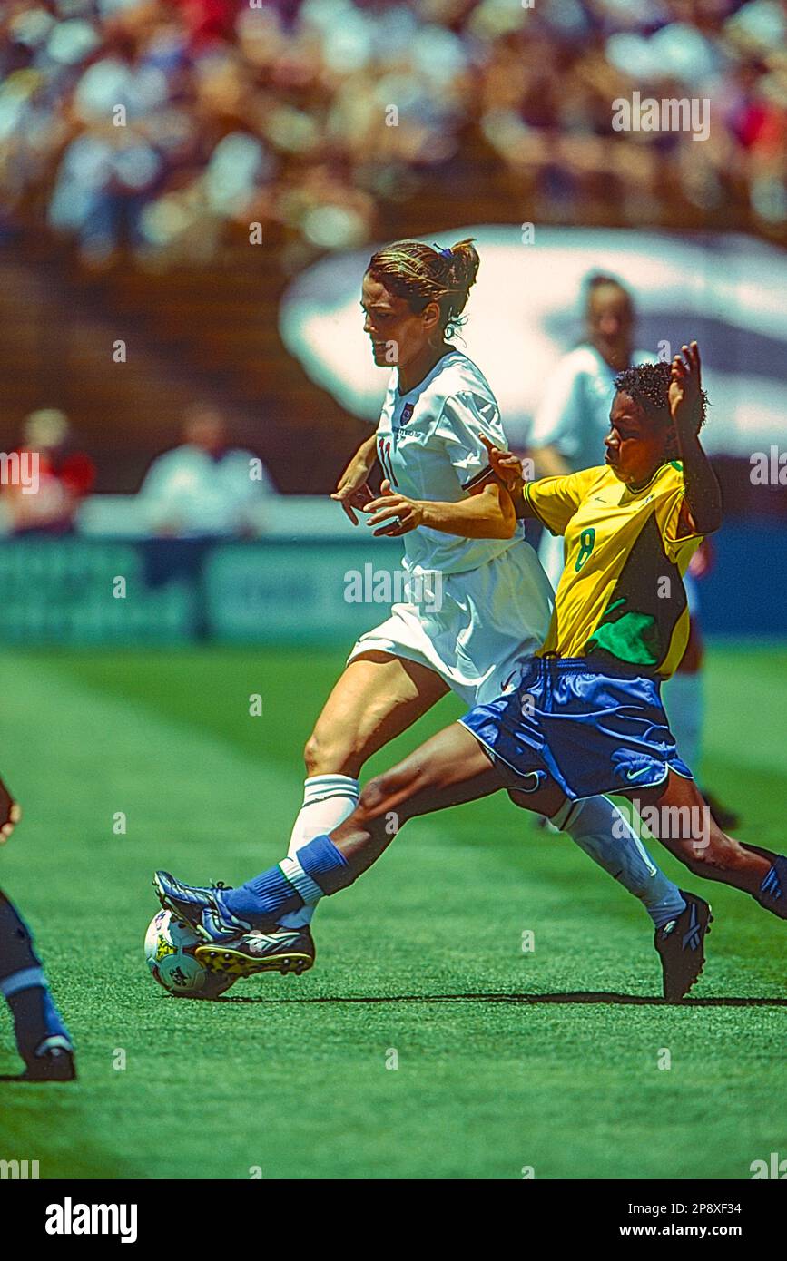 Julie Foudy (USA) during USA vs Brasil semi-finals at the 1999 FIFA ...