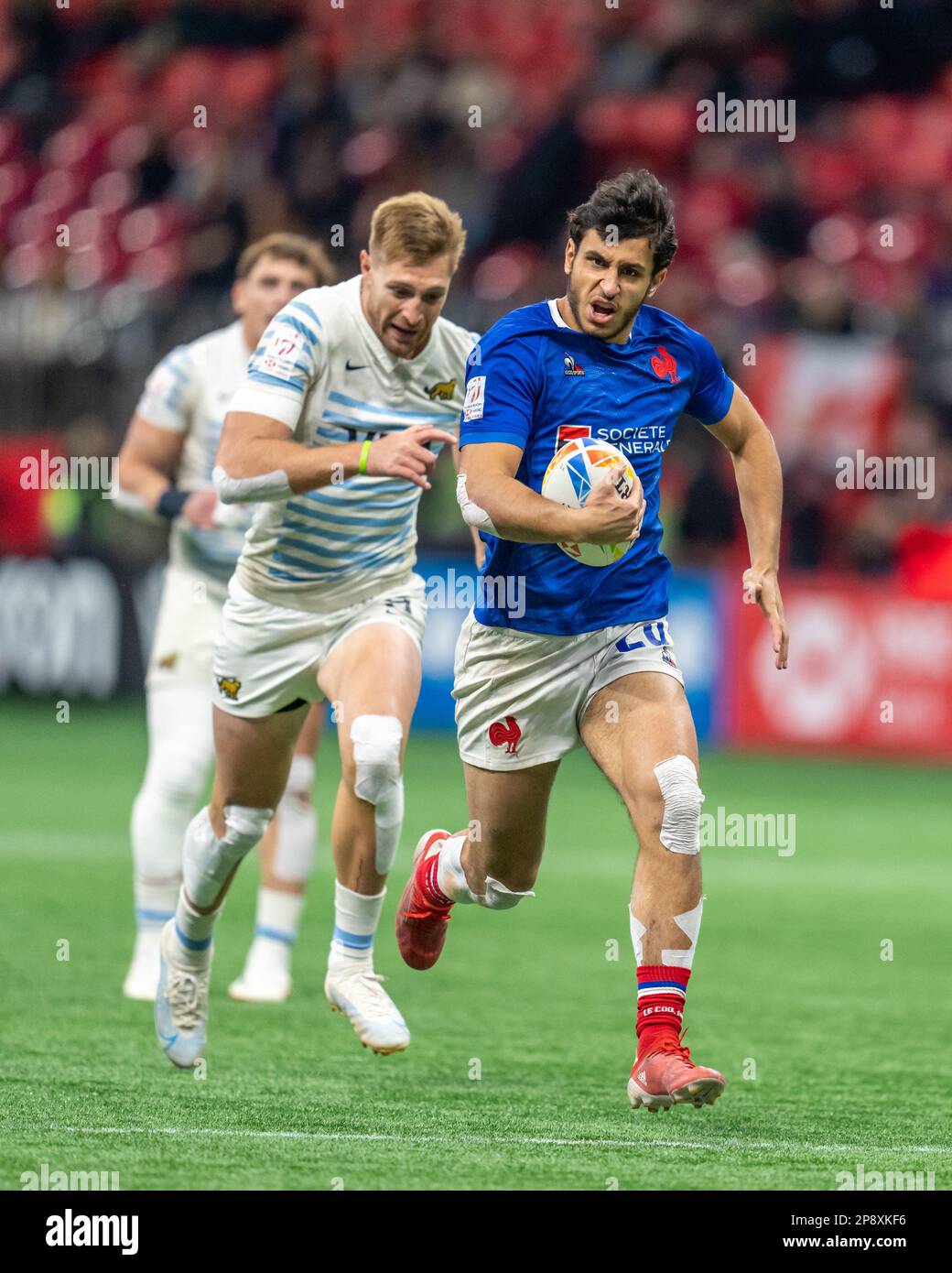 Vancouver, Canada. 5th March, 2023. Theo Forner (R) of France sprints ...
