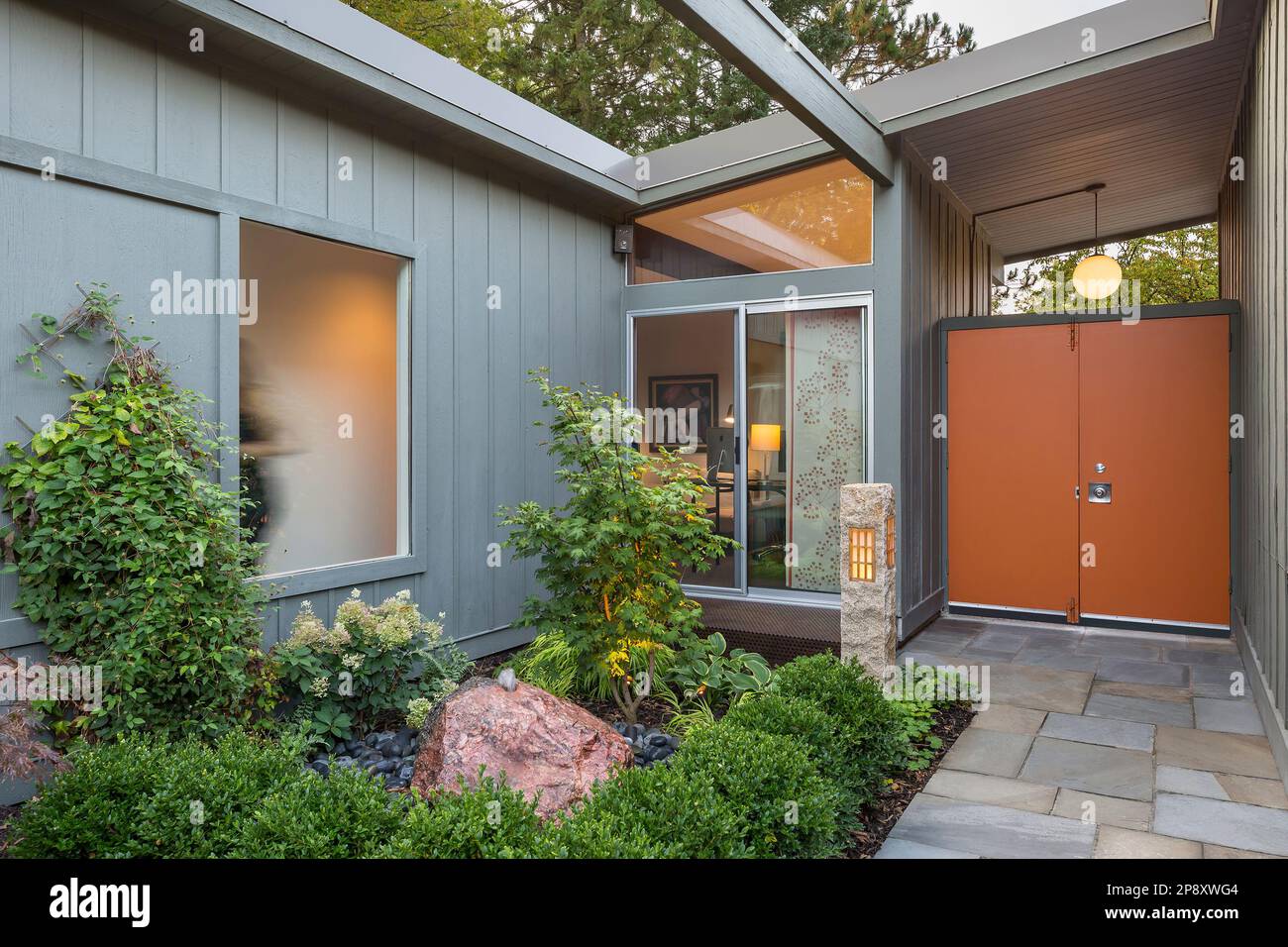 Mid Century Modern House Courtyard Courtyards In Modern Design | The