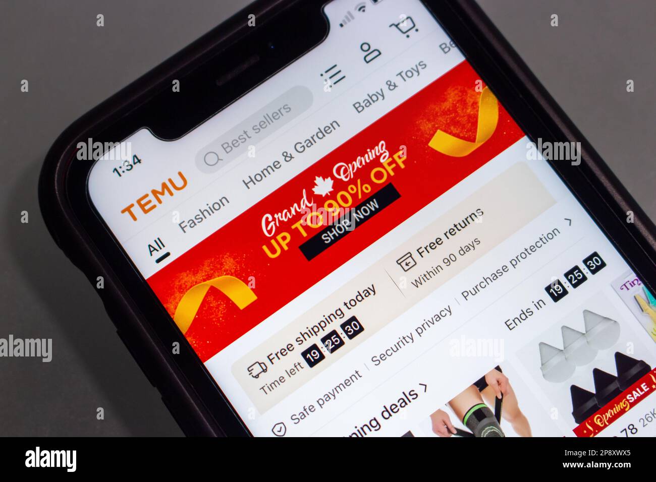 Pdd holdings inc hi-res stock photography and images - Alamy Pdd holdings inc hi-res stock photography and images - Alamy