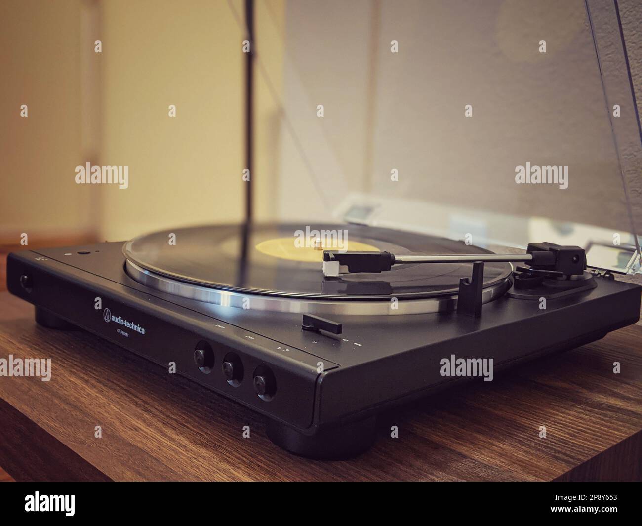 New record player hi-res stock photography and images - Alamy