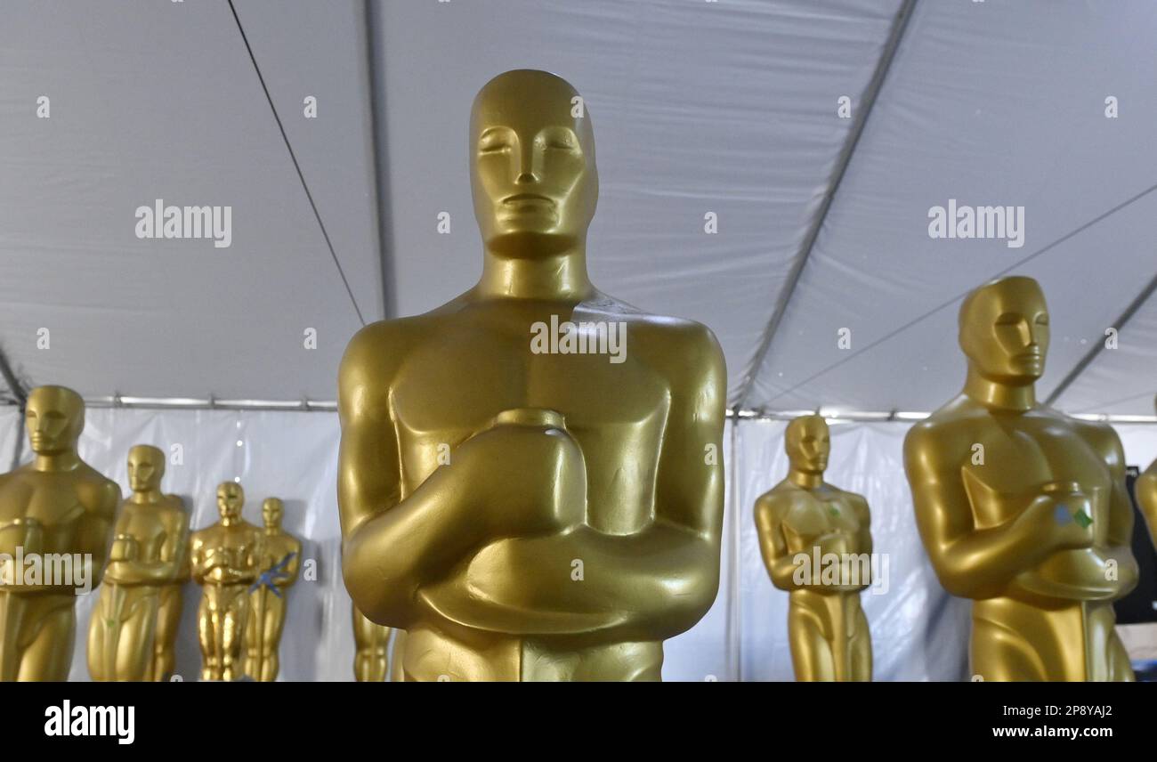 Los Angeles, United States. 09th Mar, 2023. Oscar statues await their ...