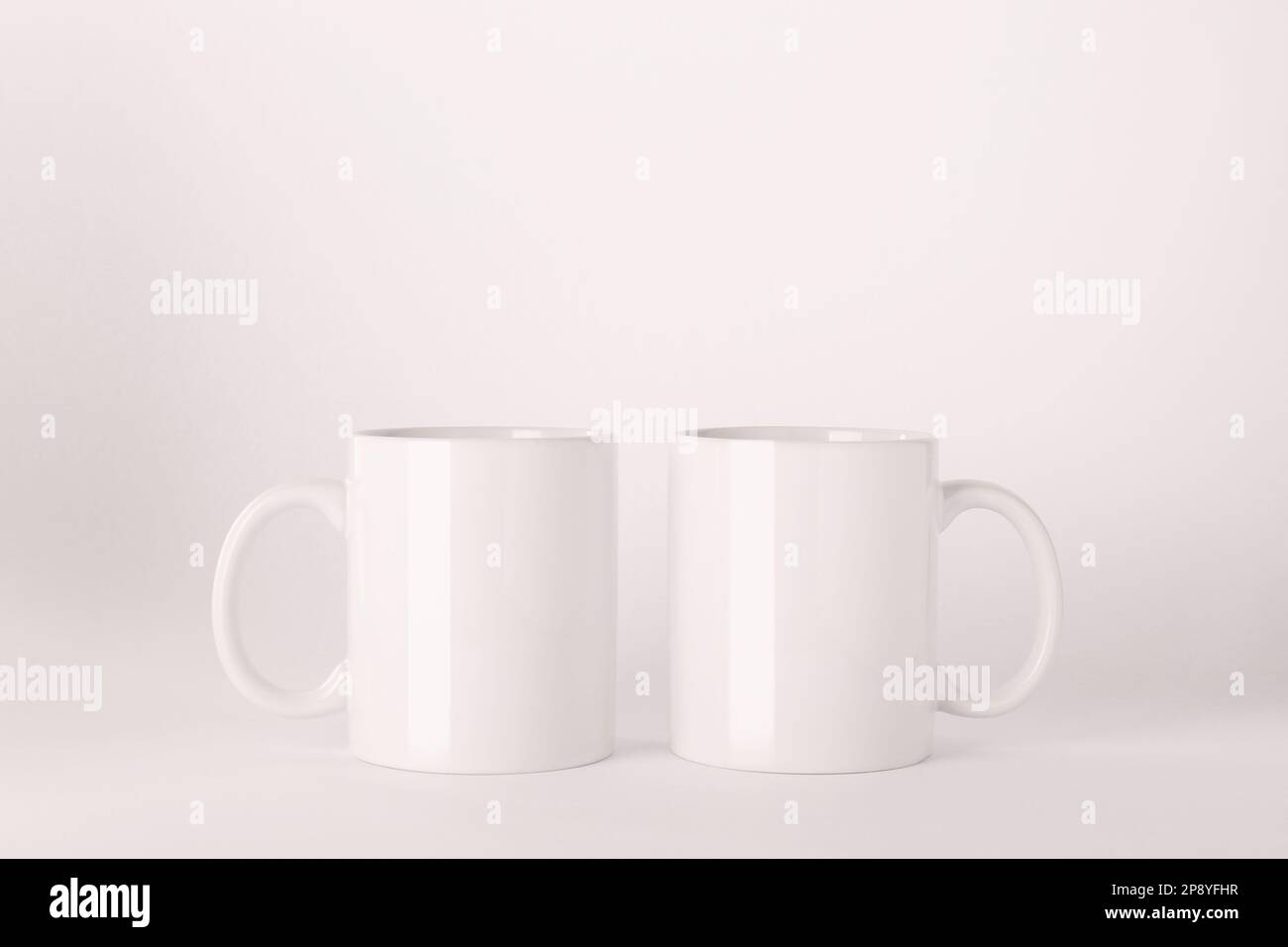 Blank white mugs hi-res stock photography and images - Alamy