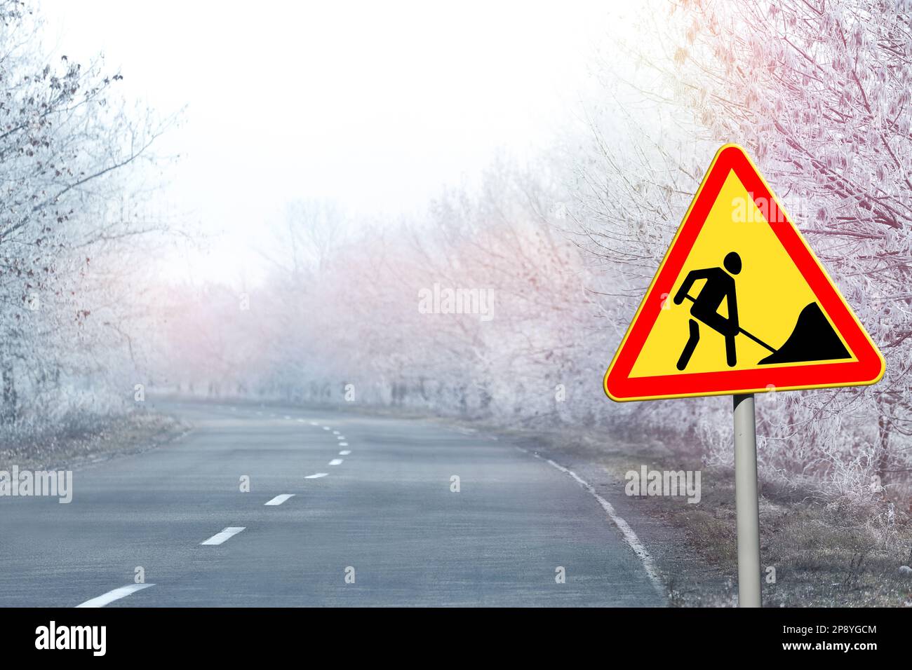 Empty triangle traffic sign hi-res stock photography and images - Alamy