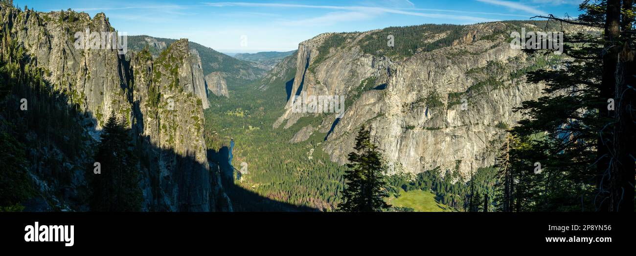 Panoramic View Of The Valley Along With Sentinel Rock and El Capital ...