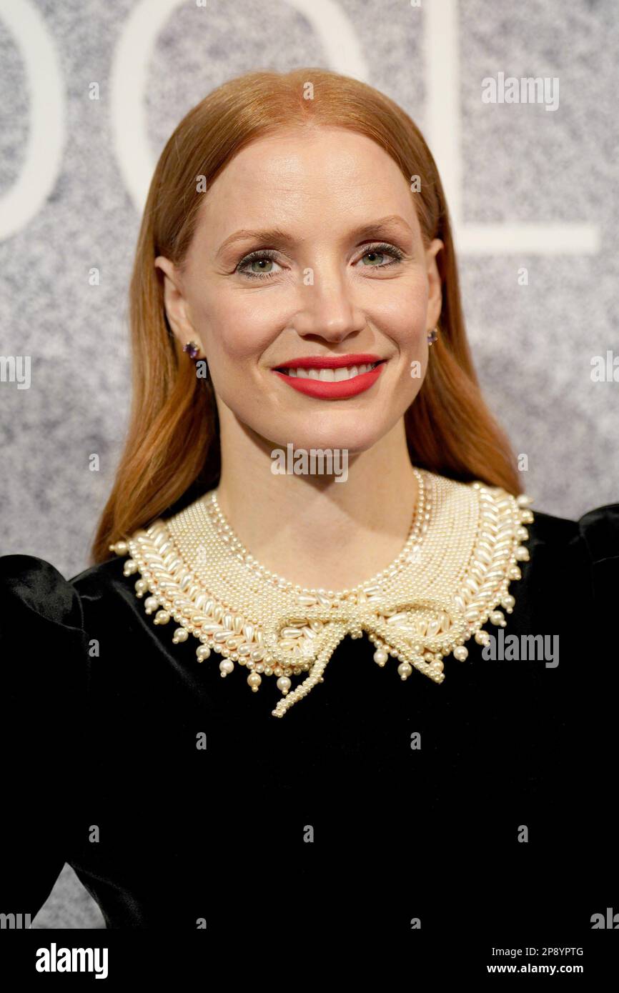 A dolls house opening night on broadway hi-res stock photography and ...