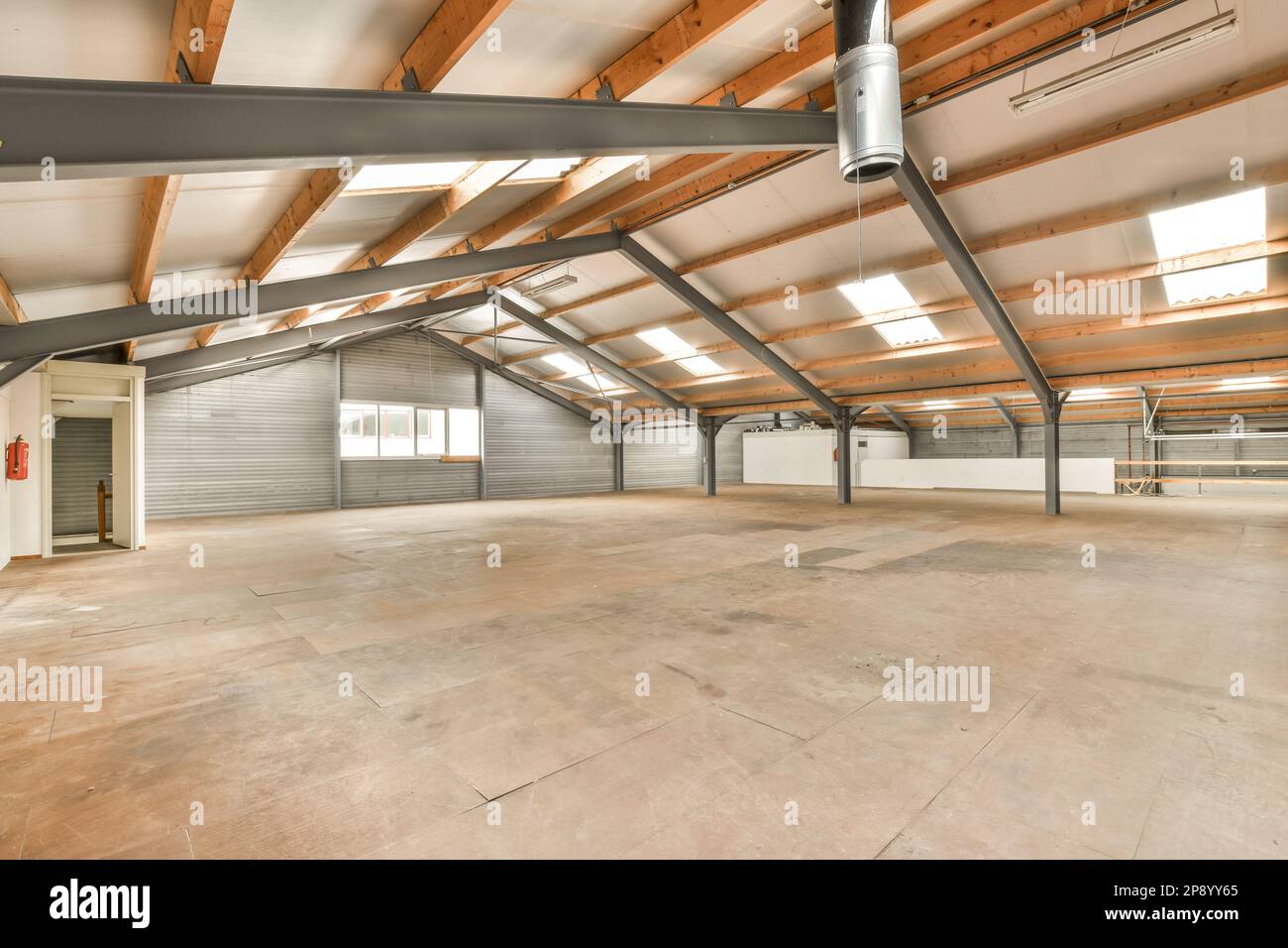 Wooden Ceiling Rafters Warehouse 7 Stunning Wooden Ceiling Designs