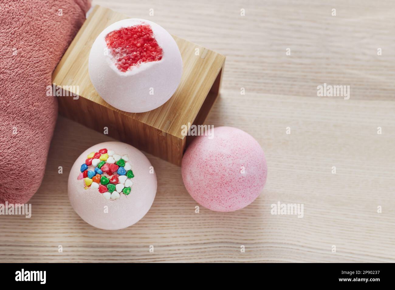 Light bombs hi-res stock photography and images - Alamy