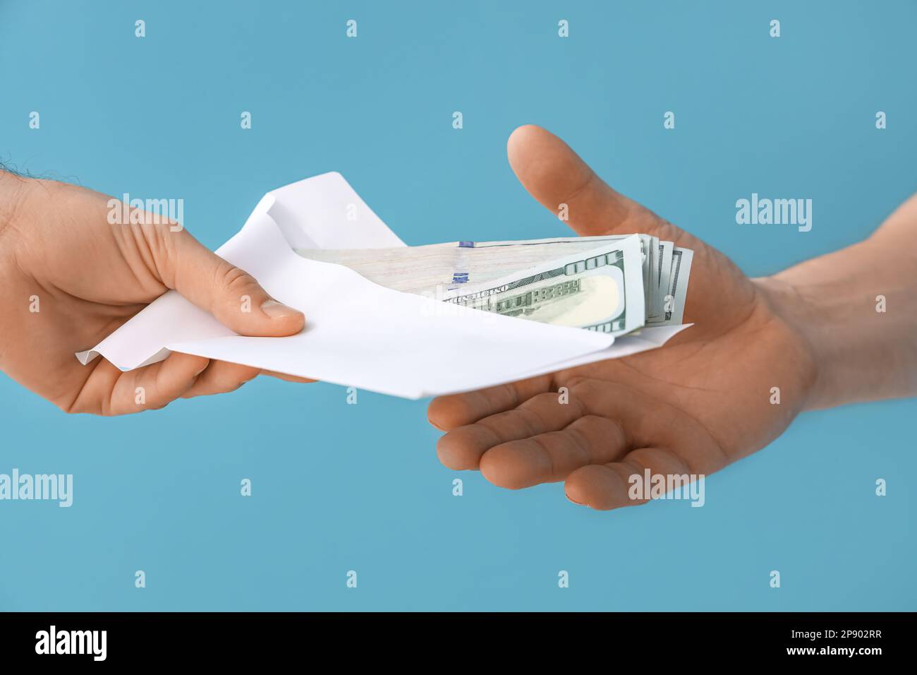 Mature man giving bribe hi-res stock photography and images - Alamy