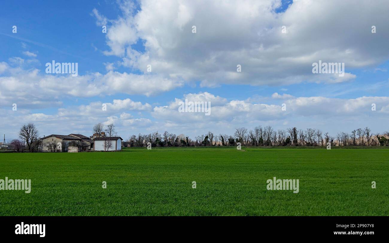 old italian farm Stock Photo - Alamy