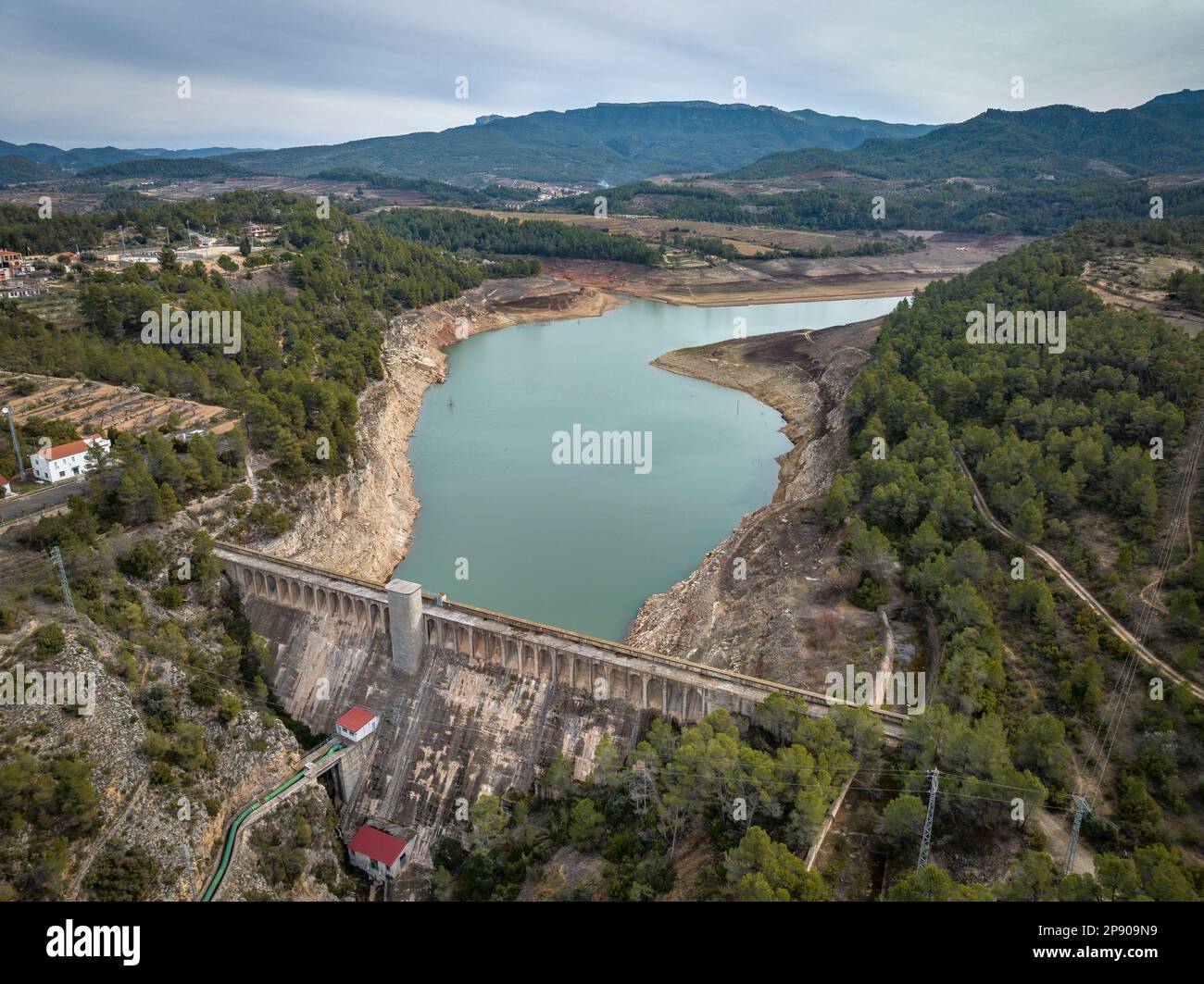 Els Guiamets reservoir almost dry during the 2022-23 drought (Priorat ...