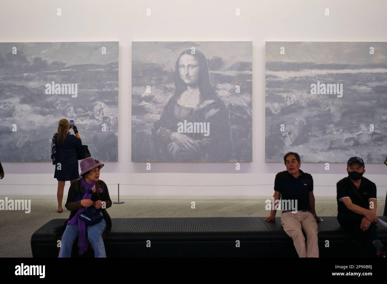 Yan Pei-Ming's large painting, called The Funeral of Mona Lisa, using ...