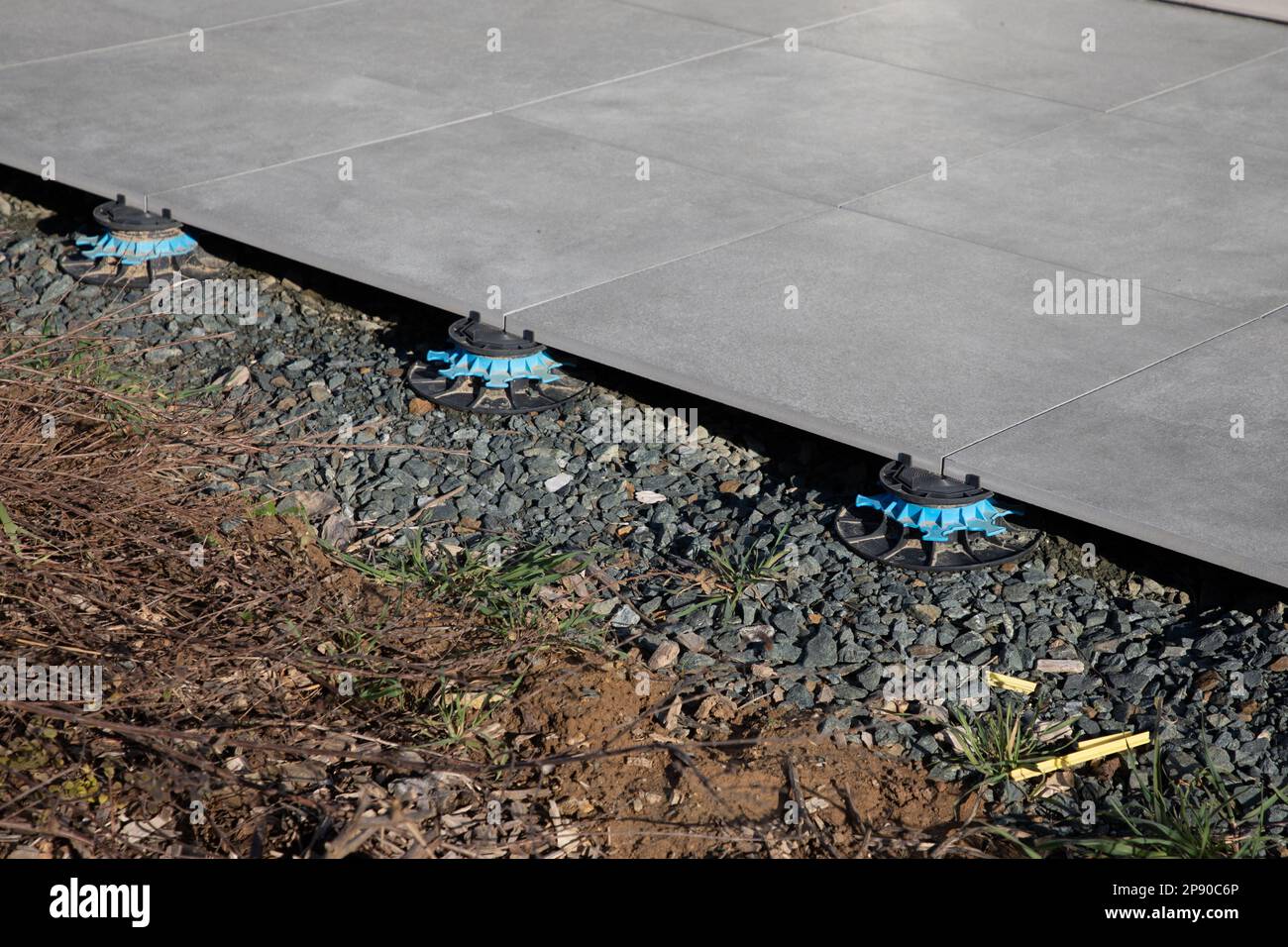 Rubber floor tiles outdoor flooring patio pavers with adjustable plots ...