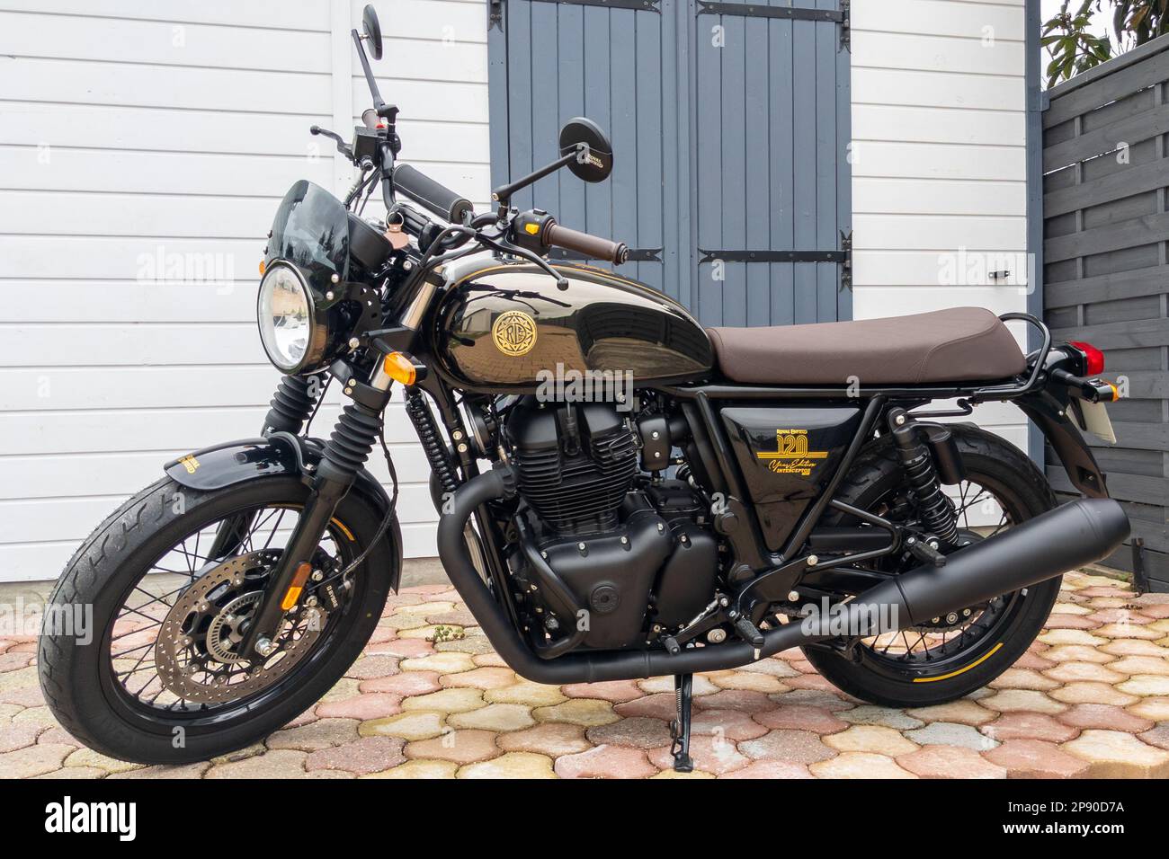 Bordeaux , Aquitaine France - 03 05 2023 : Royal Enfield 650 logo brand ...