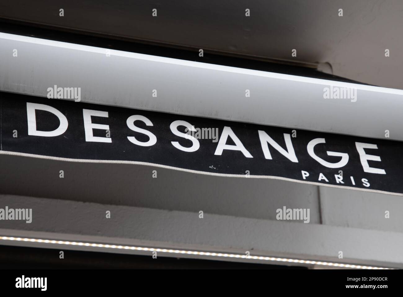 Bordeaux , Aquitaine France - 02 25 2023 : Dessange paris logo brand ...