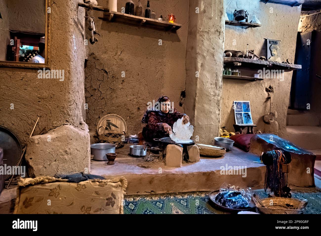 Traditional bread making, Bait al Safah, Al Hamra, Oman Stock Photo - Alamy