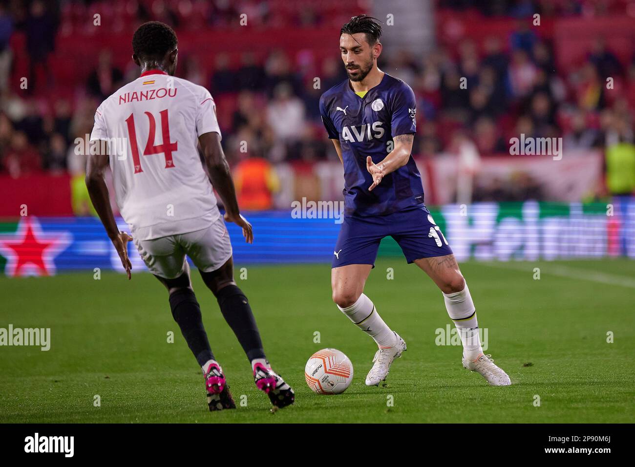 Sevilla fc fenerbahce hi-res stock photography and images - Alamy