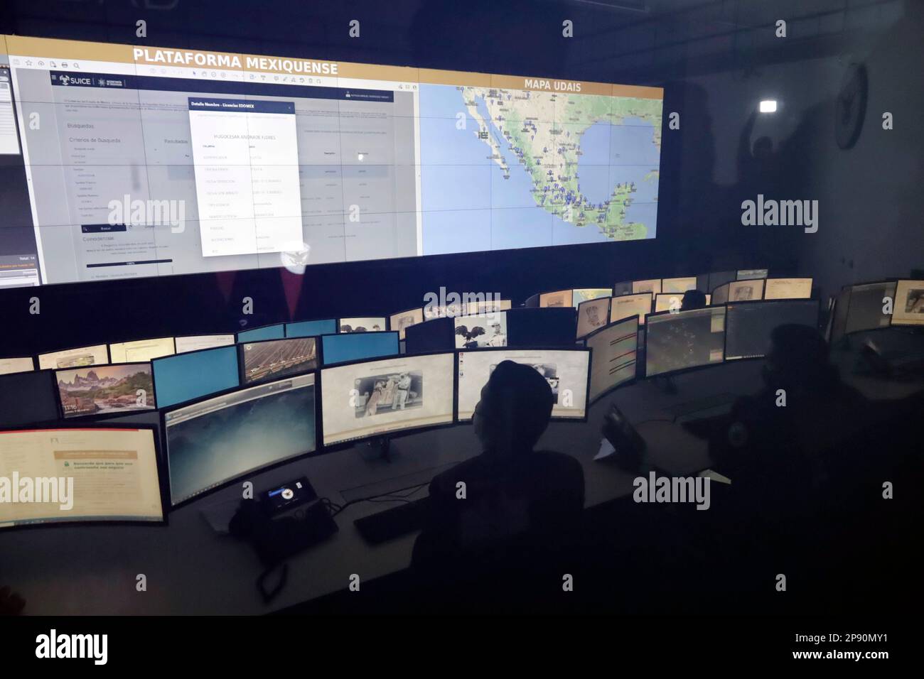 Intelligence center hi-res stock photography and images - Alamy