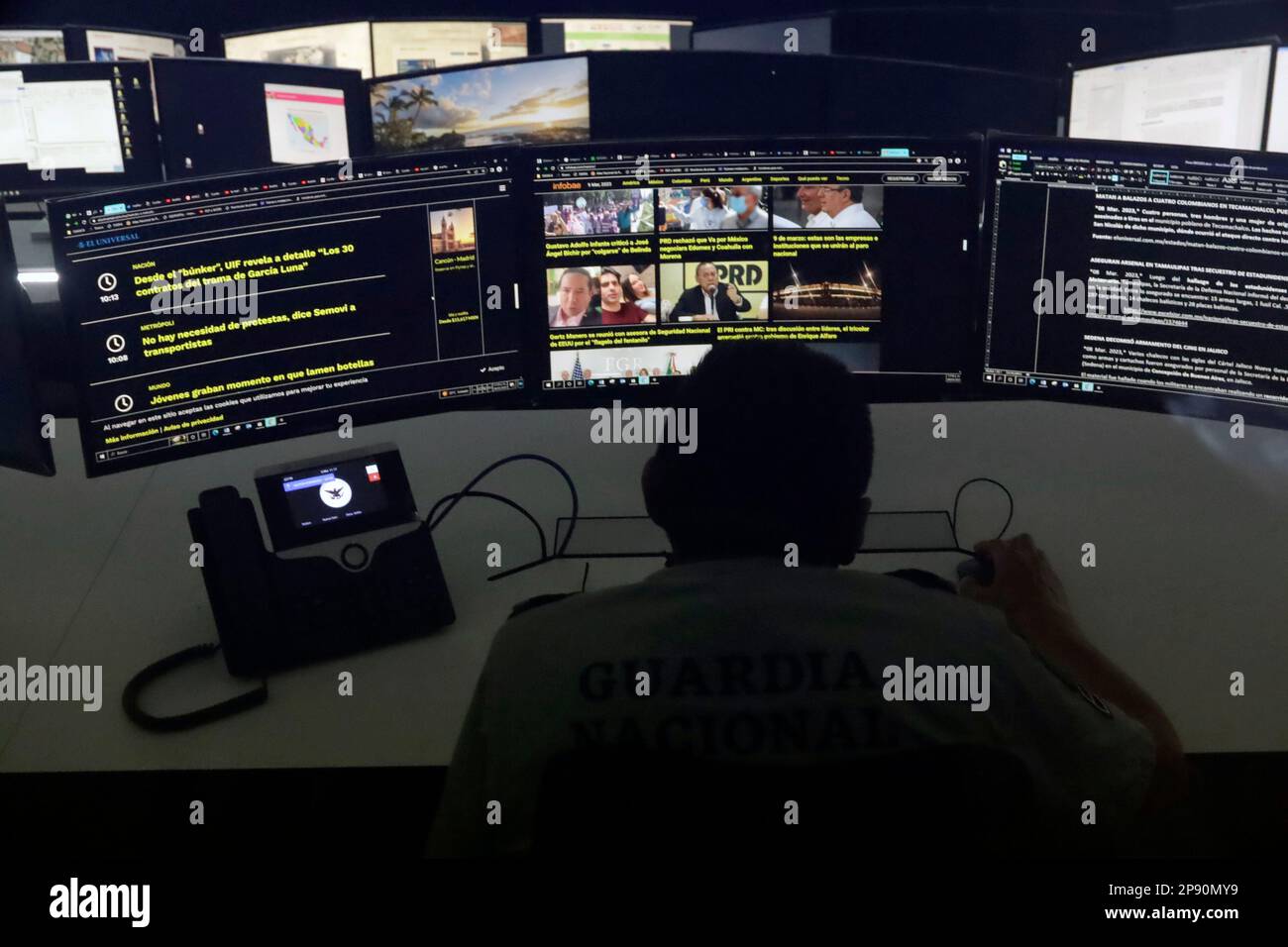Intelligence center hi-res stock photography and images - Alamy