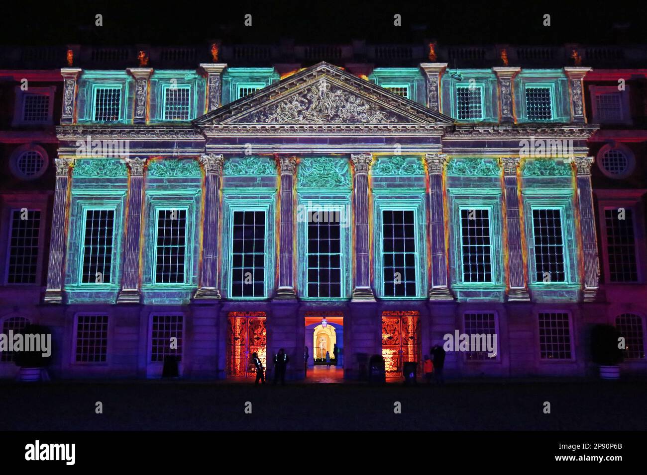 Palace of Light 2022 - illuminated display based on the 'King's Beasts ...