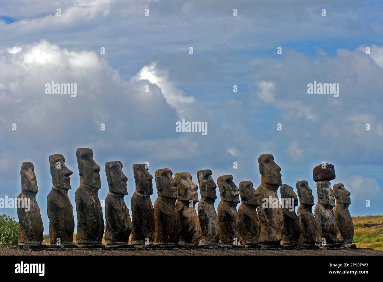 Moai at ahu tongariki located in hanga nui hi-res stock photography and ...