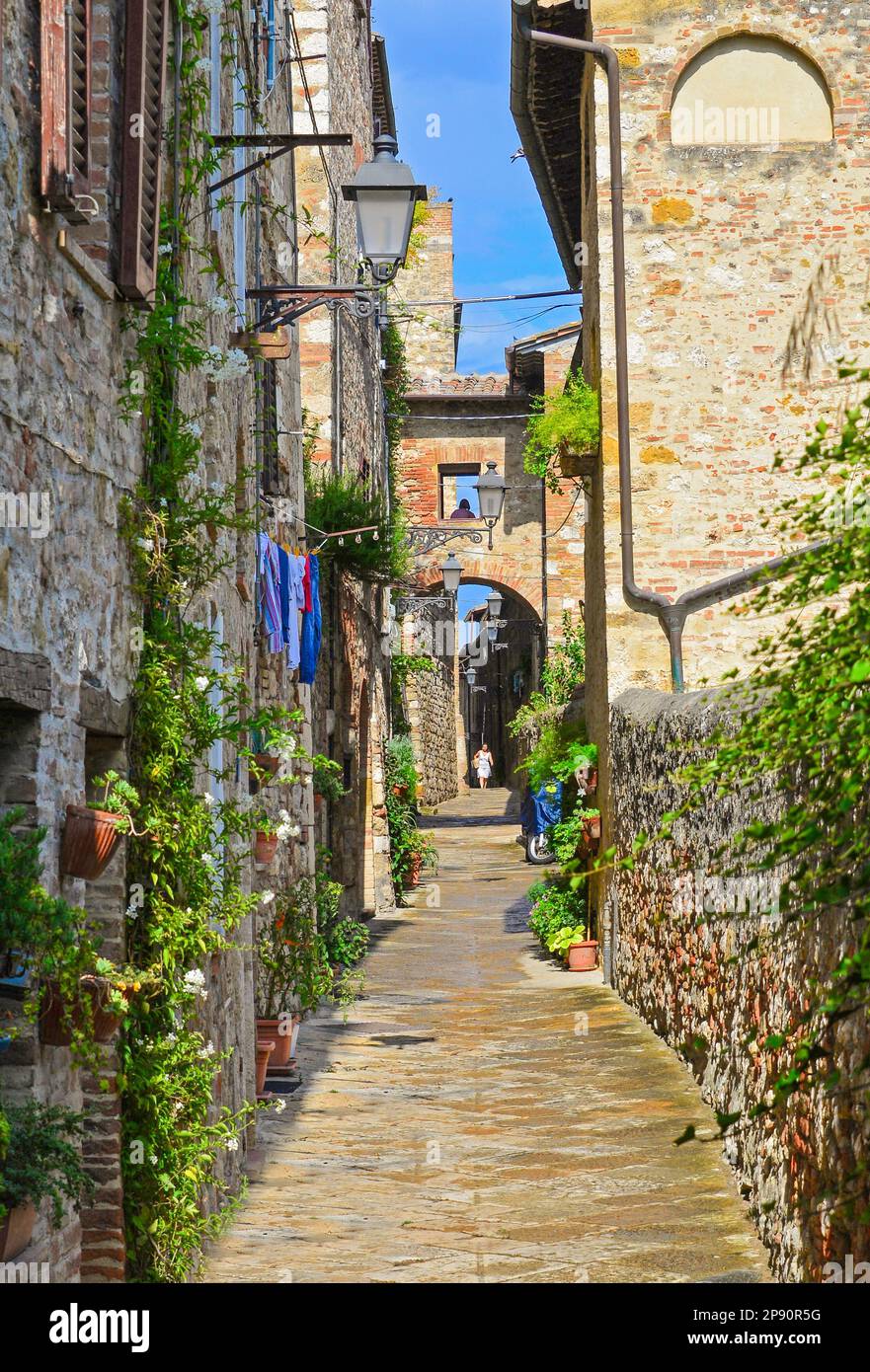 Colle di val d’elsa glass hi-res stock photography and images - Alamy