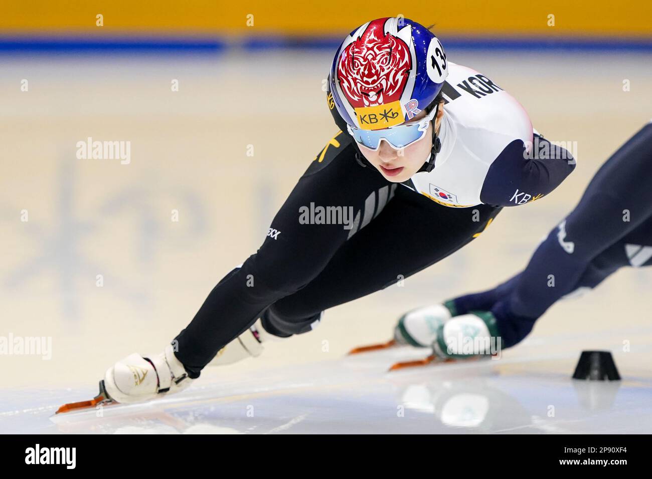 SEOUL, KOREA - MARCH 10: Gilli Kim of Korea competing on the Women's ...