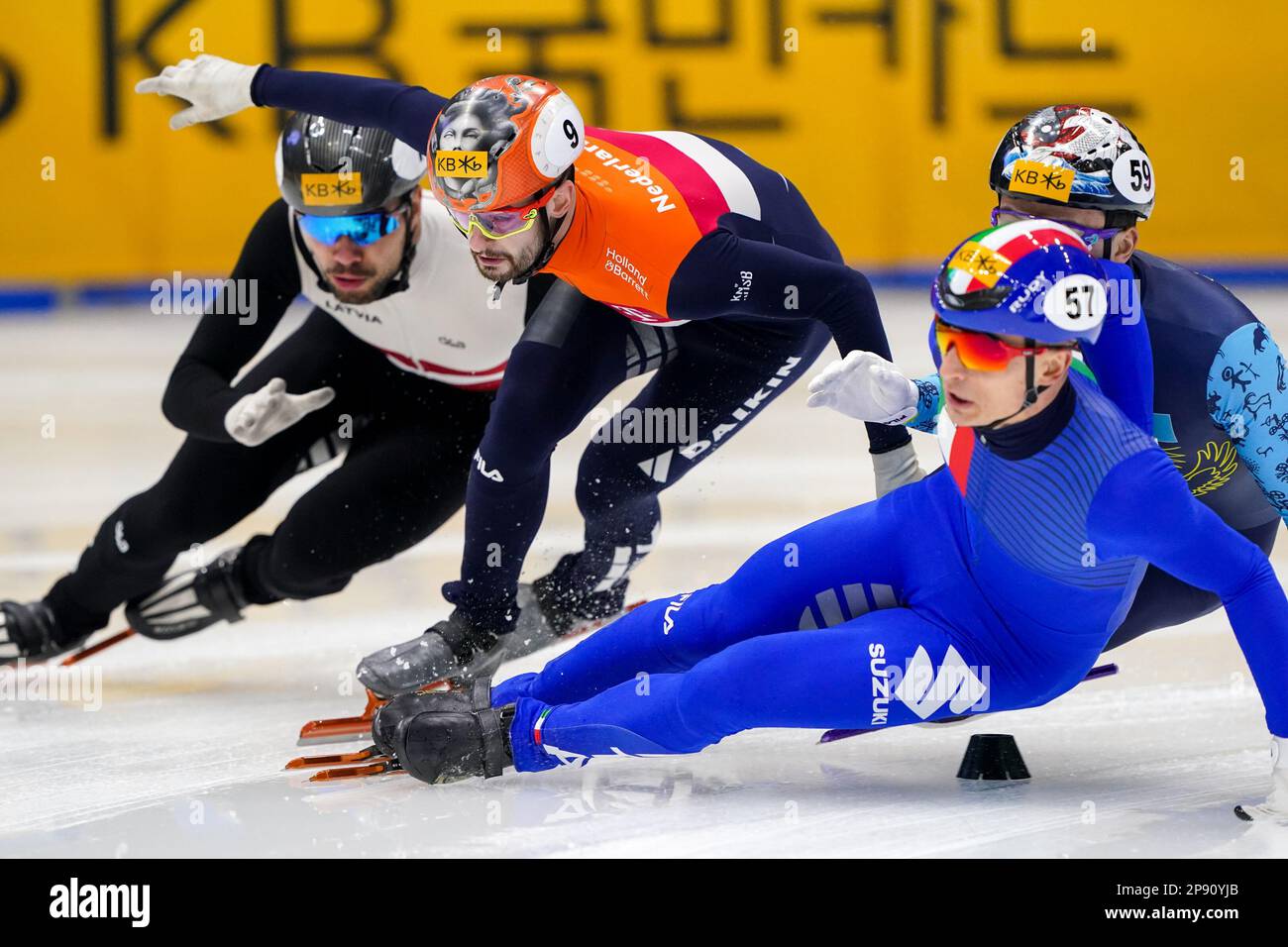 SEOUL, KOREA - MARCH 10: Itzhak de Laat of the Netherlands competing on ...