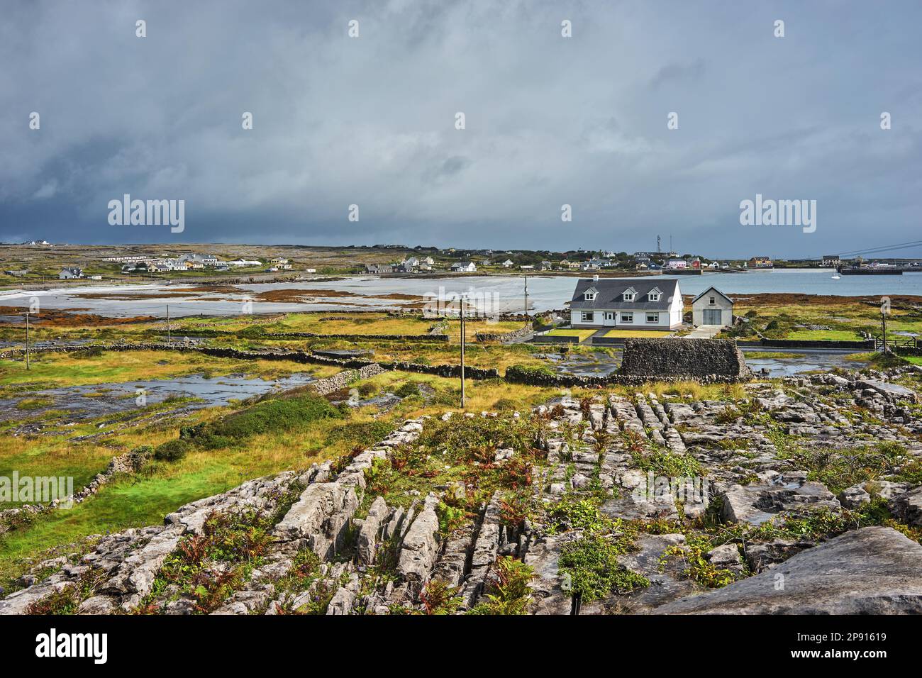 Aran islands ireland aerial hi-res stock photography and images - Alamy