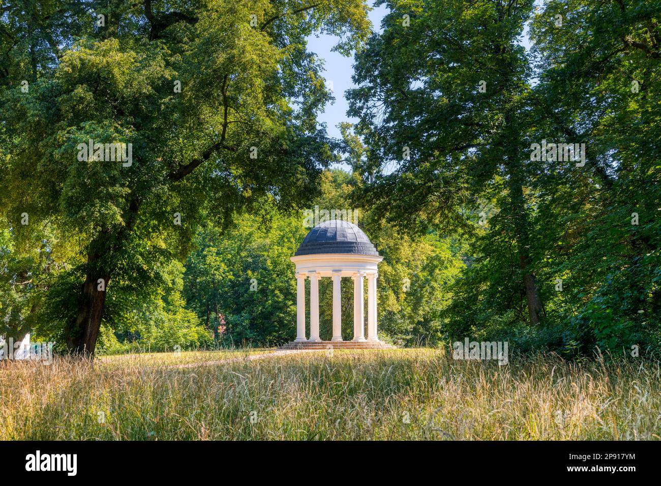 Bilder tempel hi-res stock photography and images - Alamy