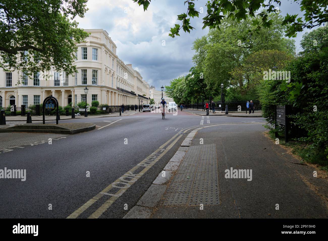 London - 05 07 2022: View of Park Square in the London Borough of ...
