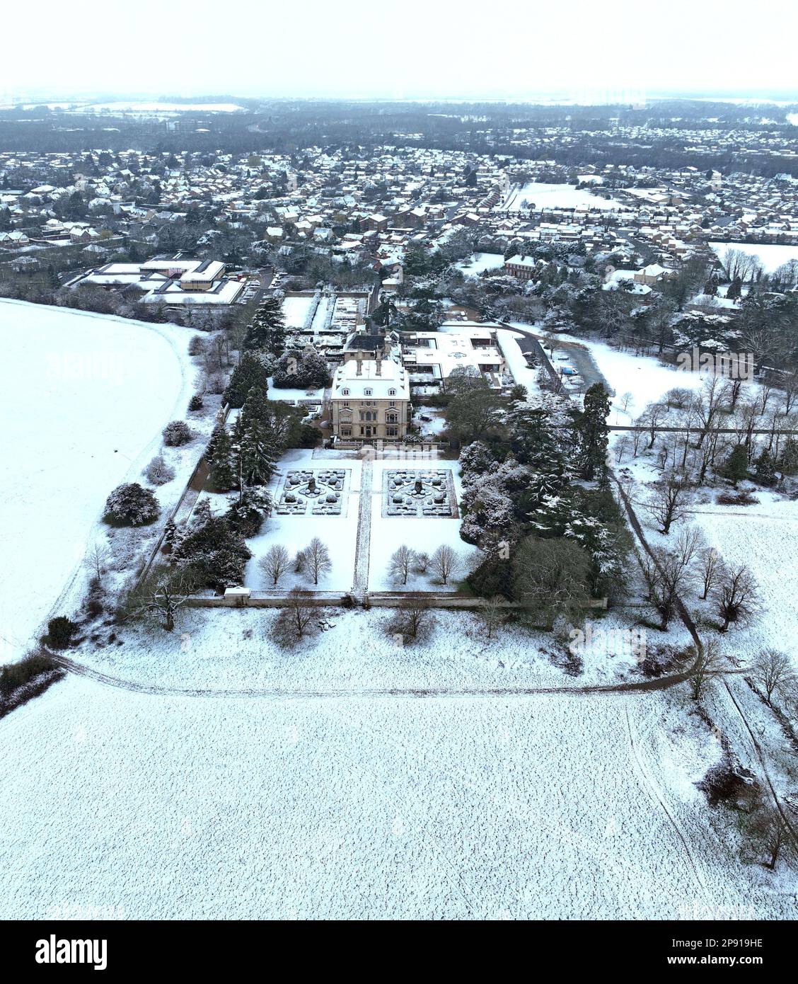 Peterborough, UK. 09th Mar, 2023. Thorpe Hall is surrounded by snow ...