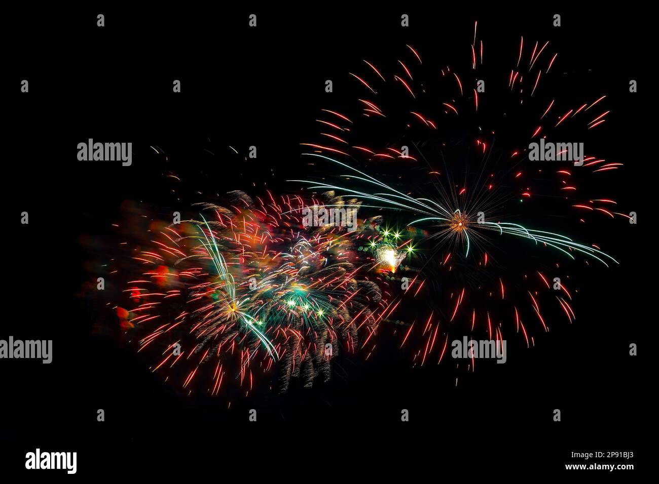 Cascading fireworks hi-res stock photography and images - Alamy