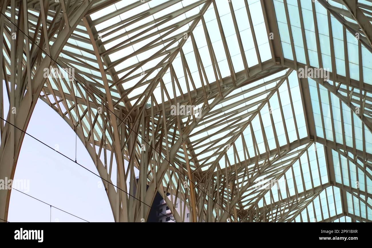 Rail tracks portugal hi-res stock photography and images - Alamy