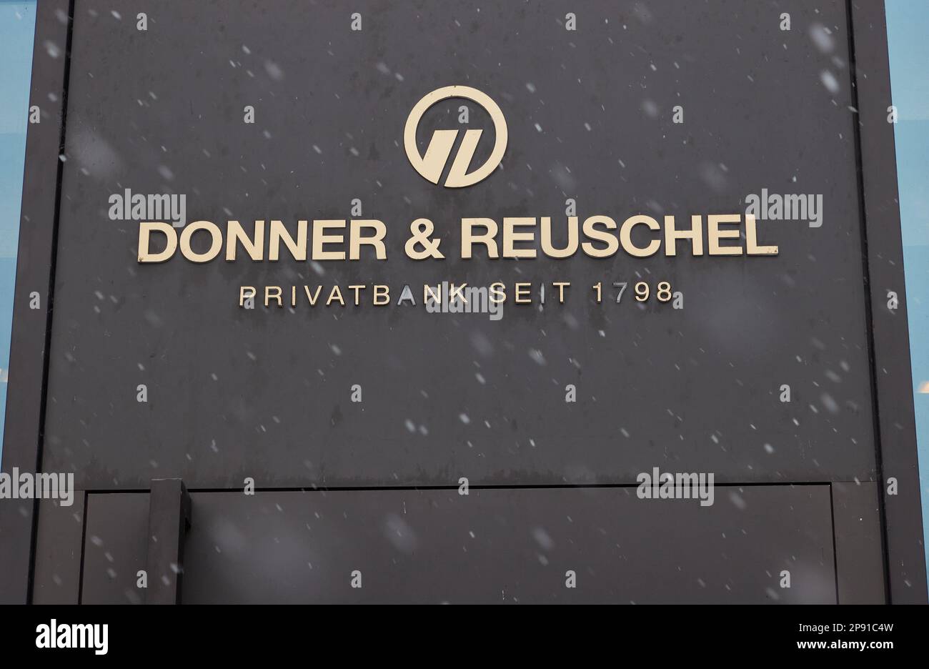 Donner logo hi-res stock photography and images - Alamy