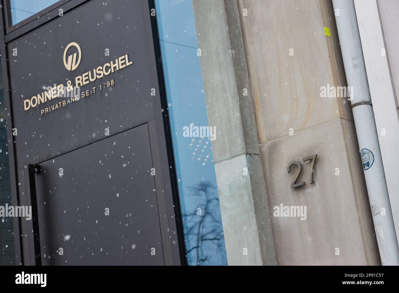 Donner logo hi-res stock photography and images - Alamy