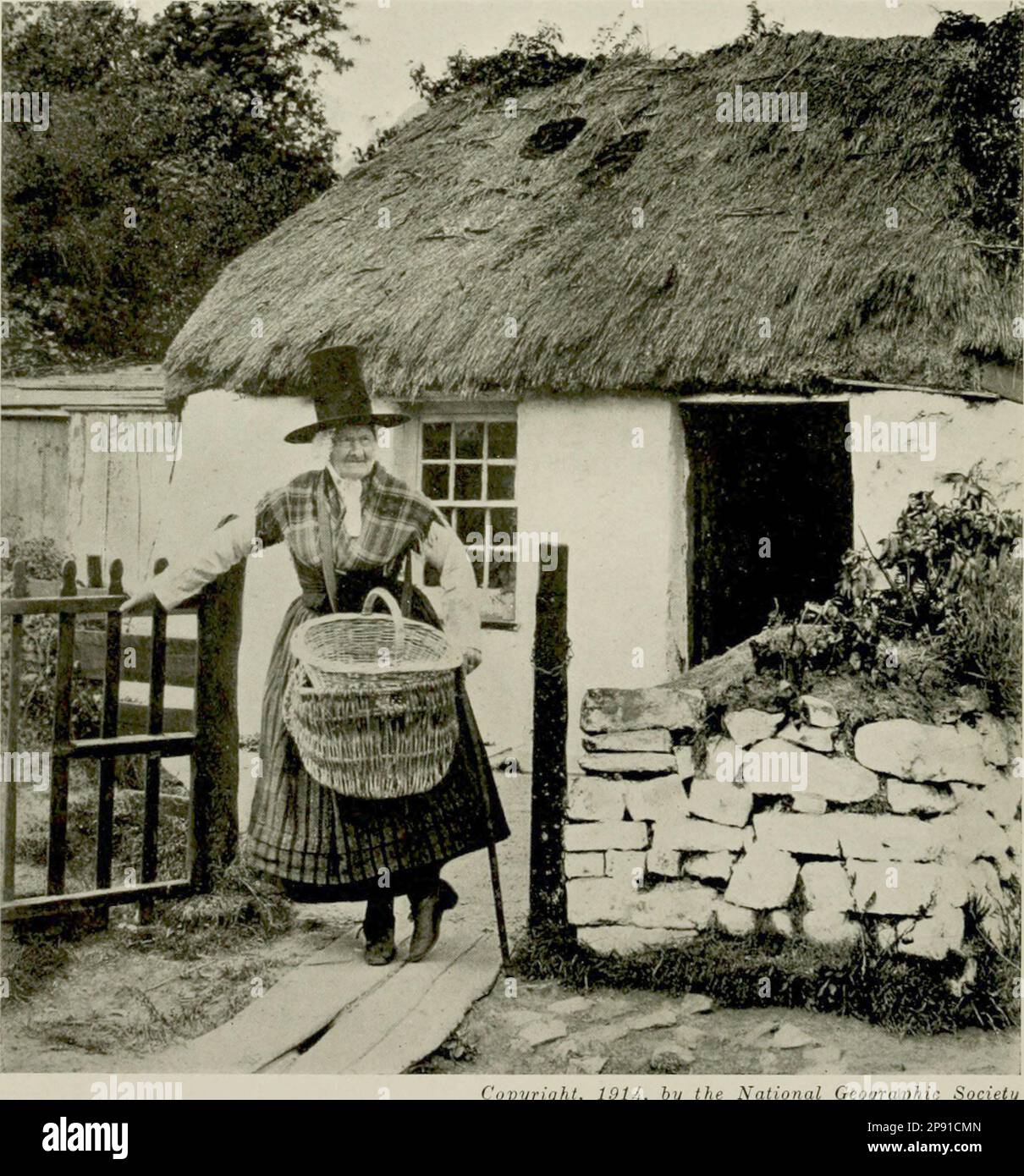 Welsh hat traditional hi-res stock photography and images - Alamy