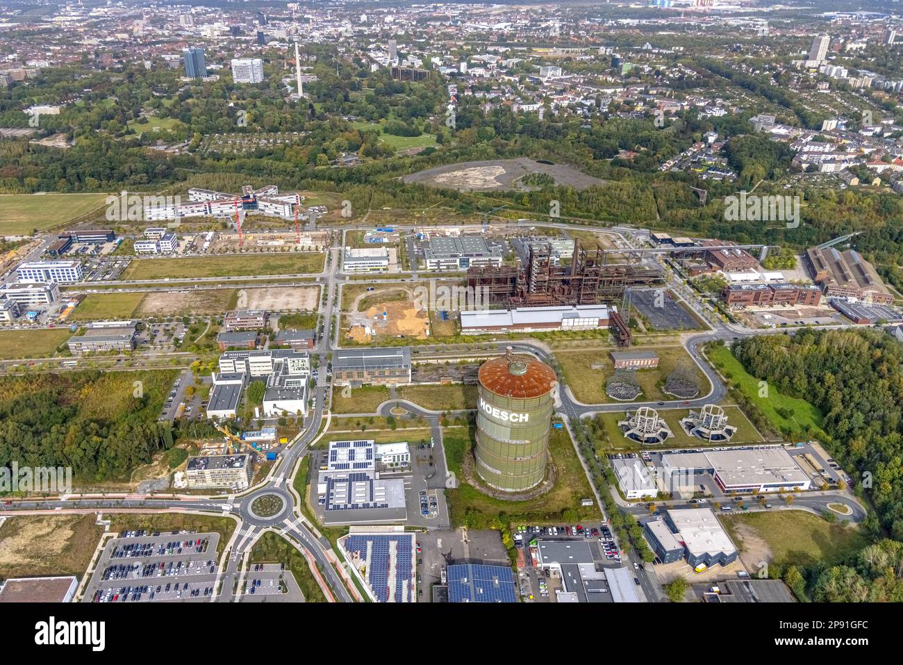 Phoenix-West area and Hoesch-Gasometer as well as construction site for ...