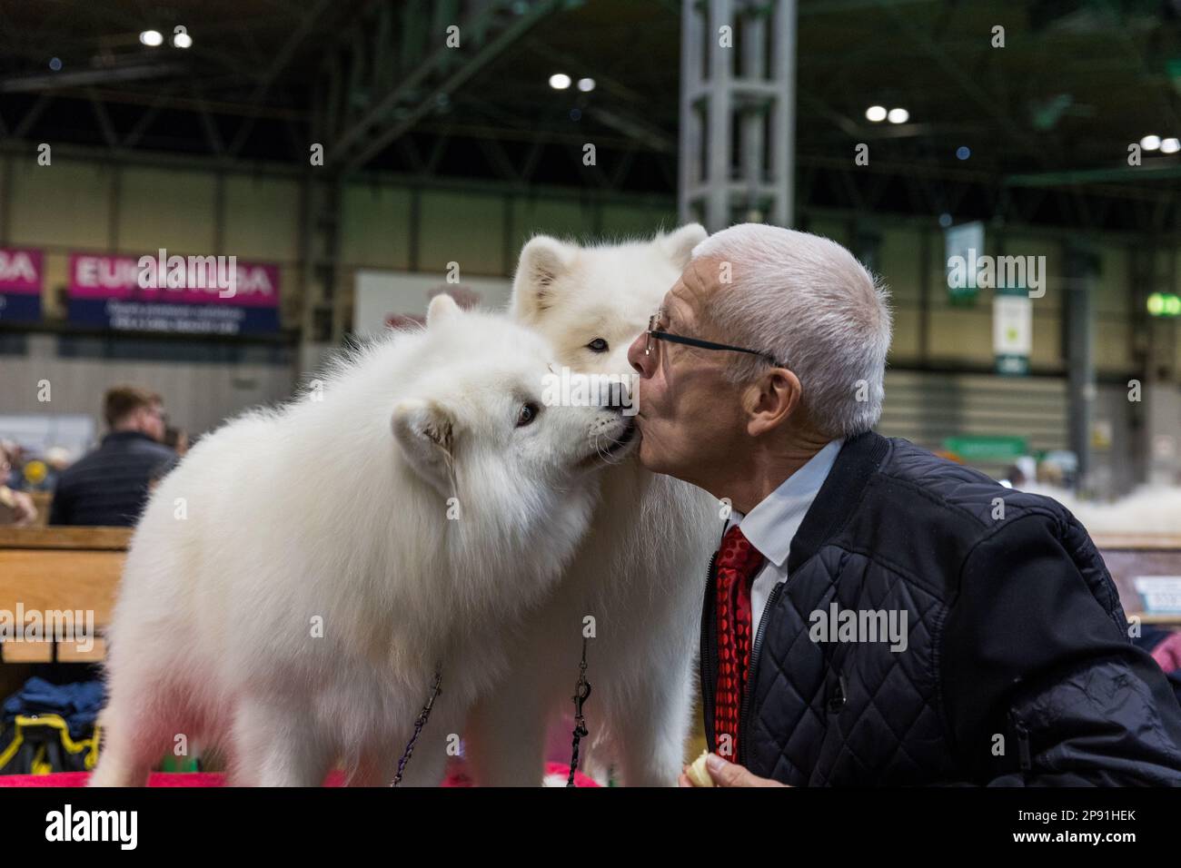 Good luck kiss hi-res stock photography and images - Alamy
