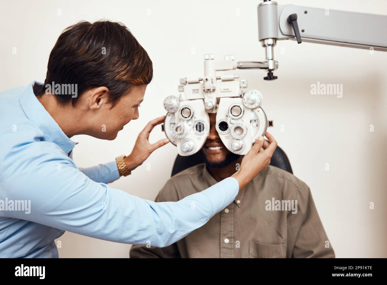 Refractor hi-res stock photography and images - Alamy