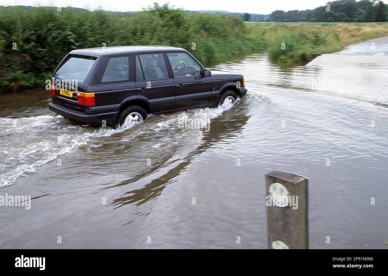 Range rover mk ii hi-res stock photography and images - Alamy