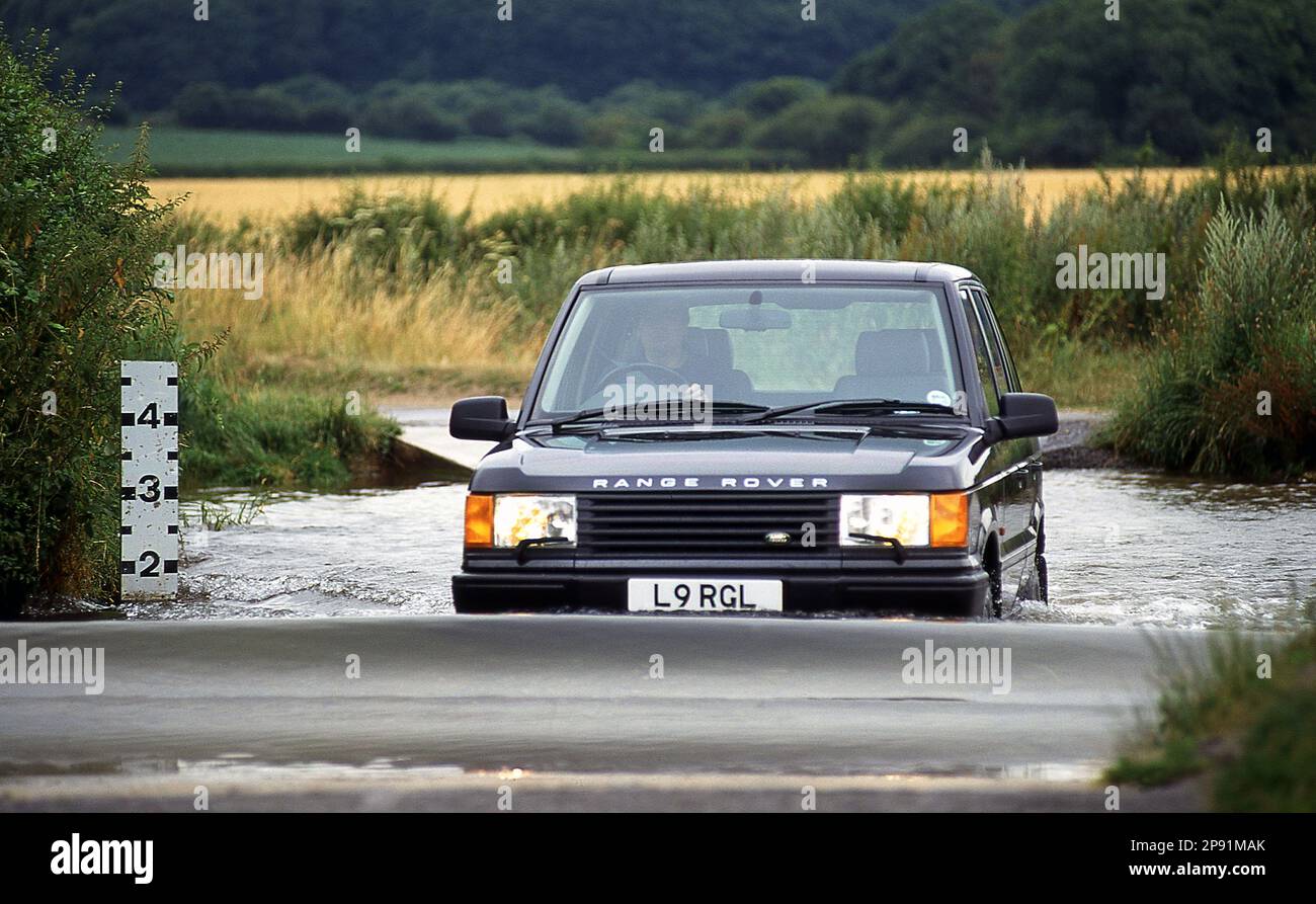 Range rover mk ii hi-res stock photography and images - Alamy